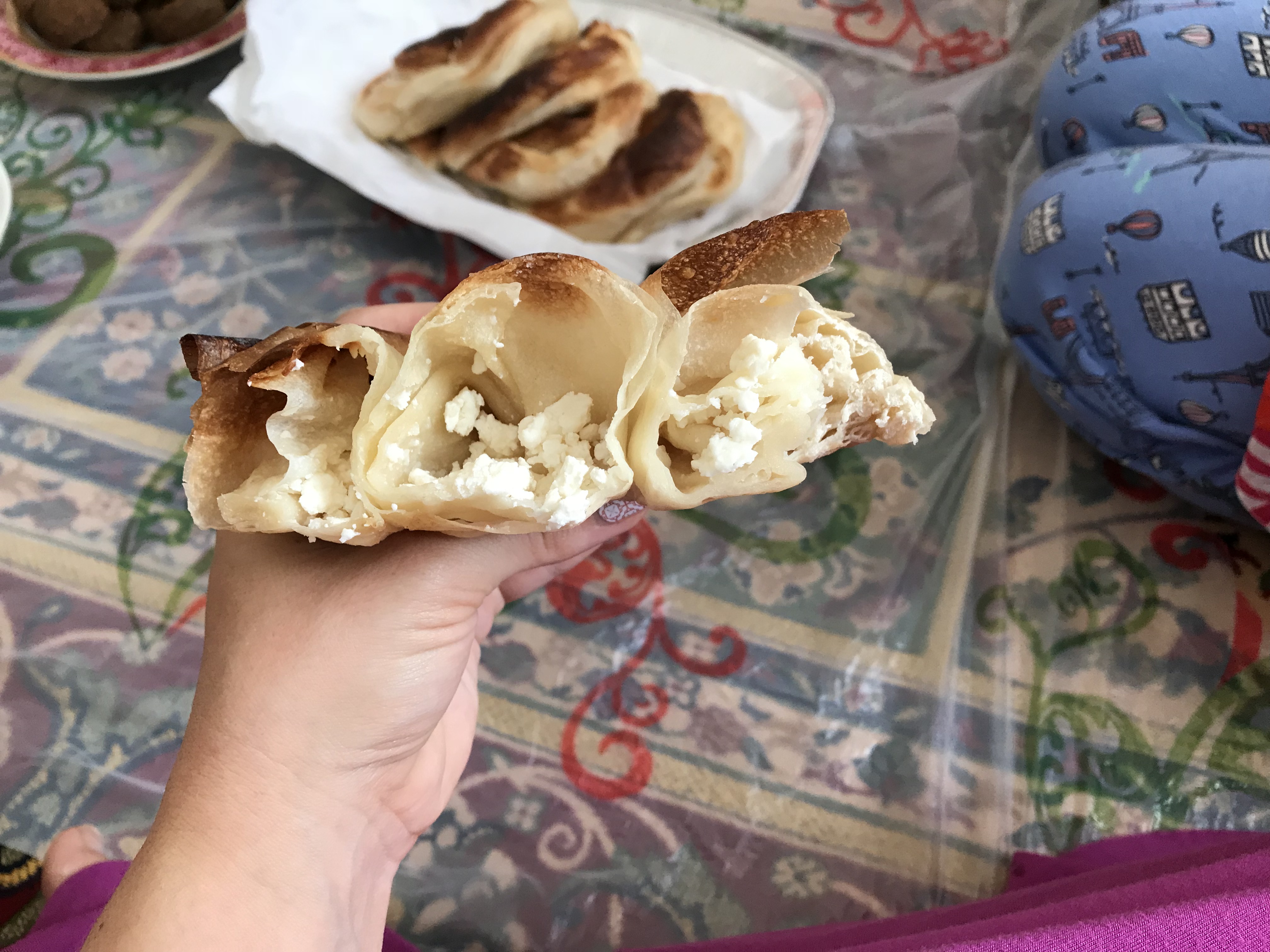 What to Eat in Qatar: Breakfast - Quick Whit Travel
