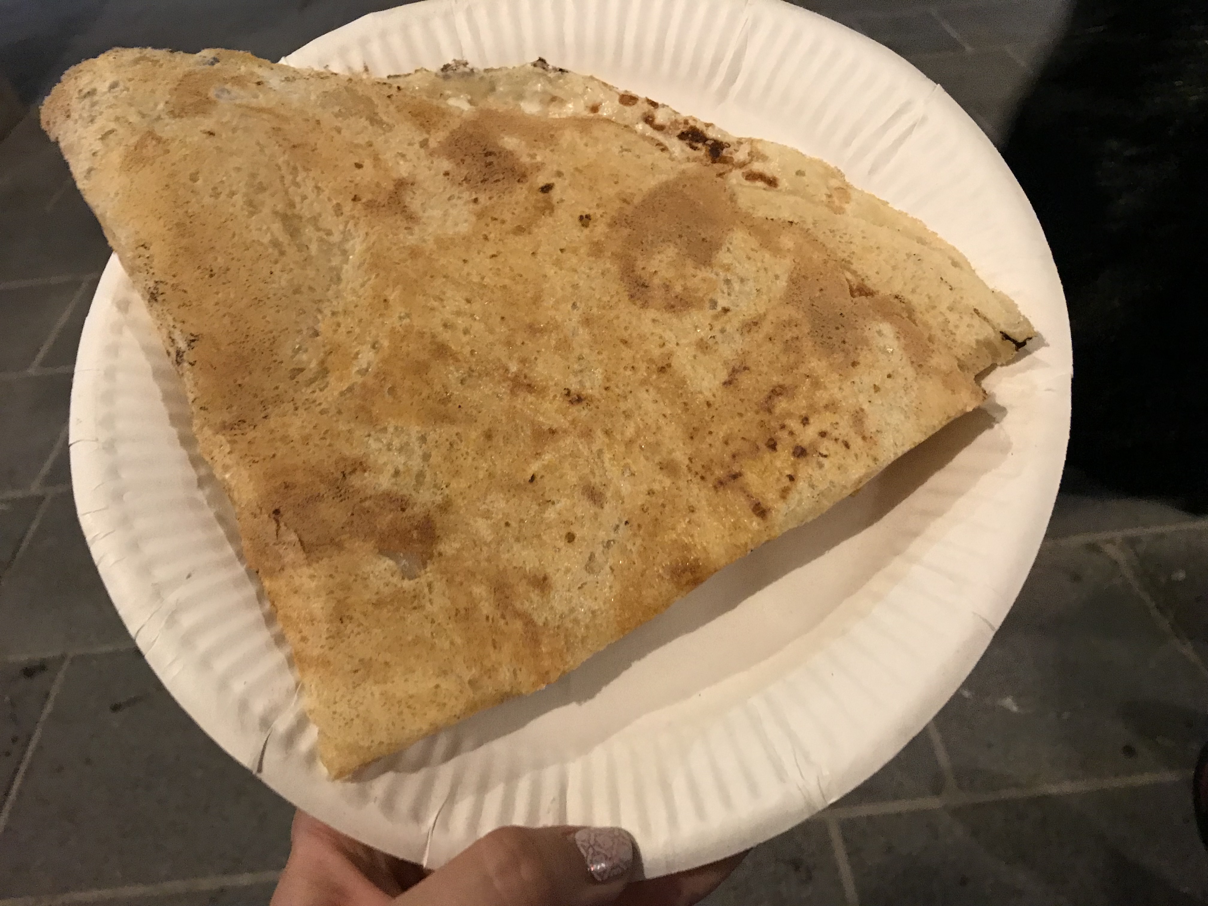 What to Eat in Qatar: Snacks and Sweets - Quick Whit Travel