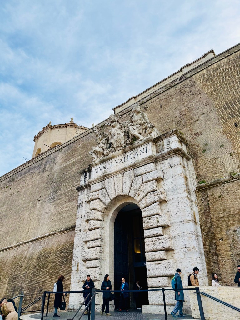 The Top 10 Tips for Visiting the Vatican Museums and Sistine Chapel ...